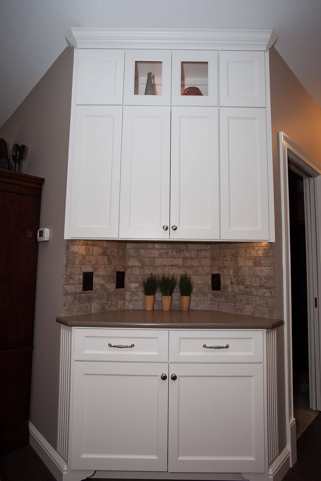 Stone Tile Backsplash Kitchen - Callier and Thompson