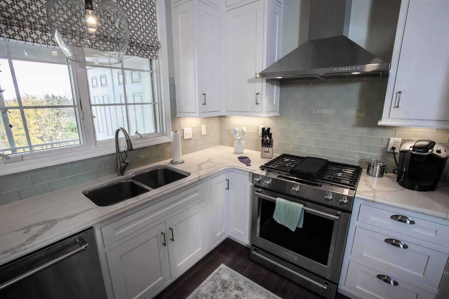 Kitchen Remodel with Round Breakfast Bar - Callier and Thompson