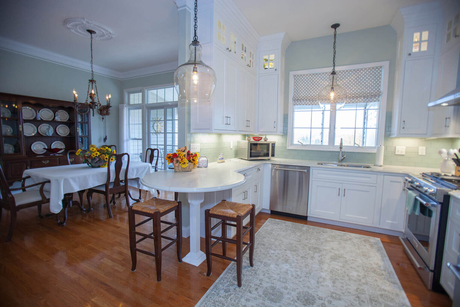 Kitchen Remodel with Round Breakfast Bar - Callier and Thompson